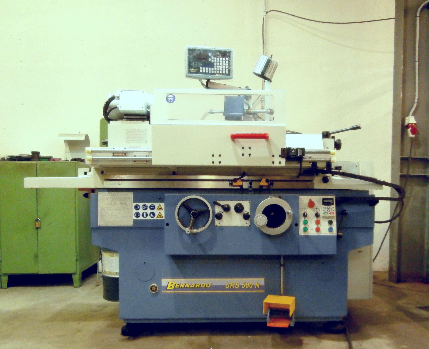 Bernardo URS-500 cylindrical grinding machine - VT ASYST